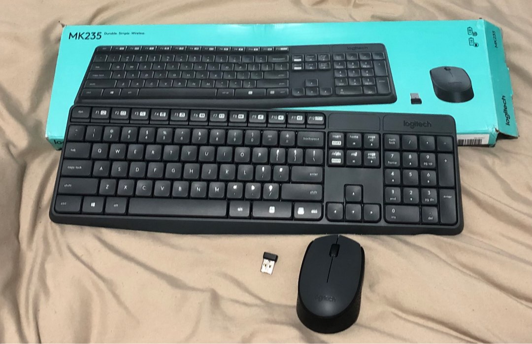 Logitech Wireless Keyboard Computers And Tech Parts And Accessories Computer Keyboard On Carousell