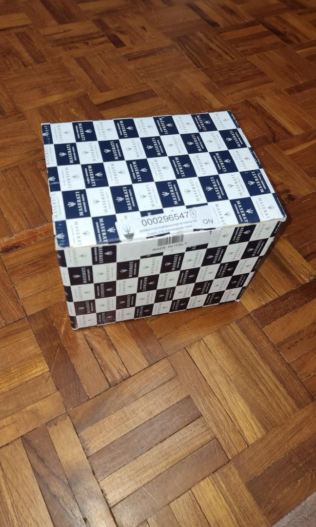 Maserati Complete Expansion Tank 000296547, Car Accessories ...