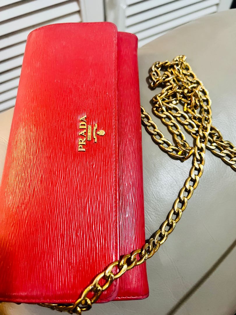 Prada wallet on chain, Luxury, Bags & Wallets on Carousell