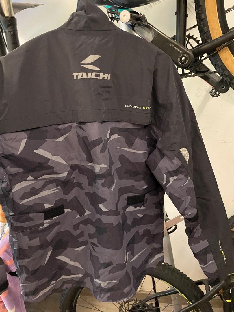 RS Taichi RSR048 Drymaster Rain Suit, Motorcycles, Motorcycle Apparel ...