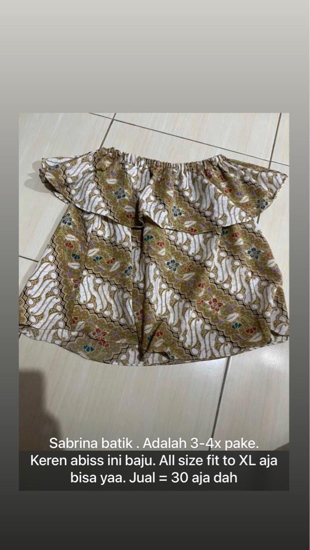 Sabrina batik, Fesyen Wanita, Pakaian Wanita, Atasan di Carousell
