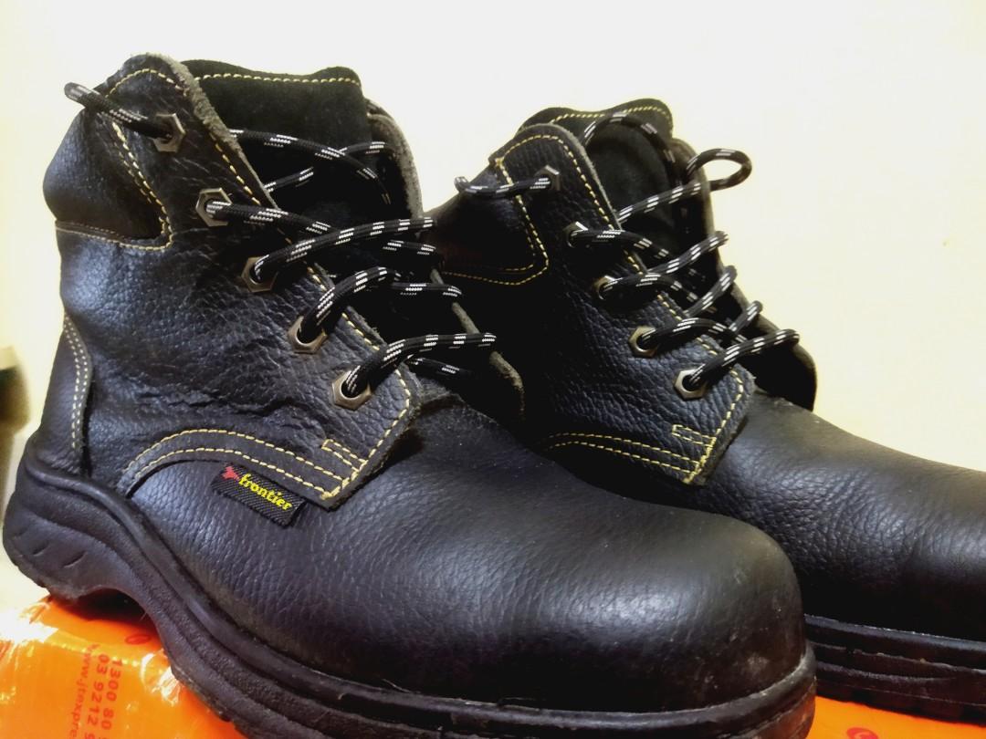 Safety boots Frontier ex-20, Men's Fashion, Footwear, Boots on Carousell