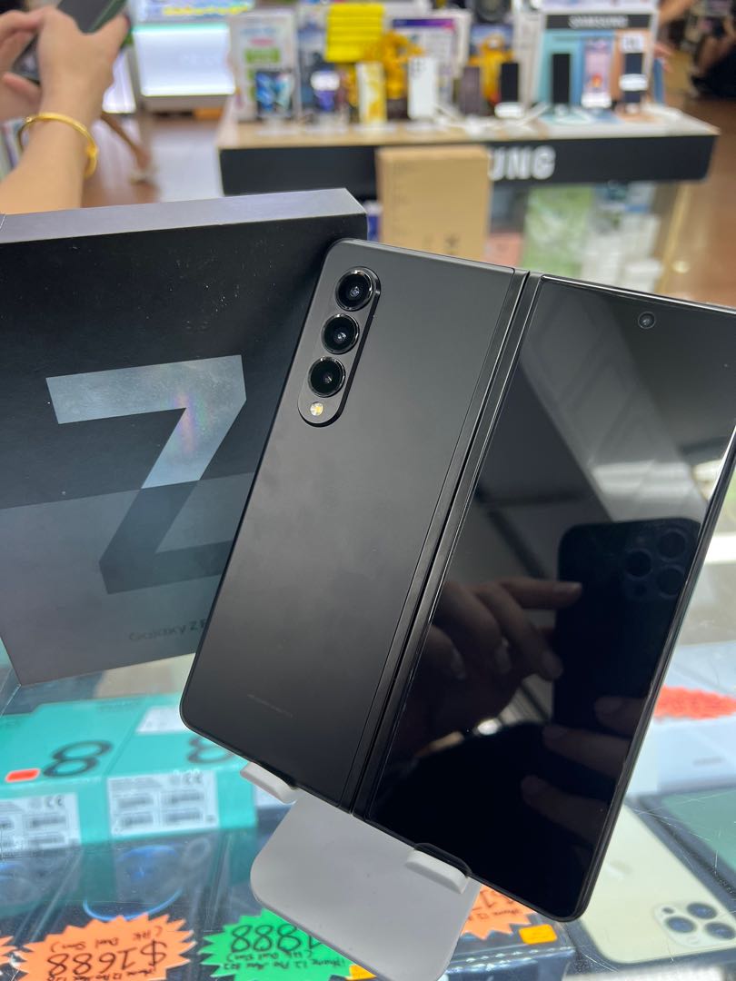 samsung galaxy z fold 3 5G 256GB*Used*, Mobile Phones & Gadgets, Mobile ...
