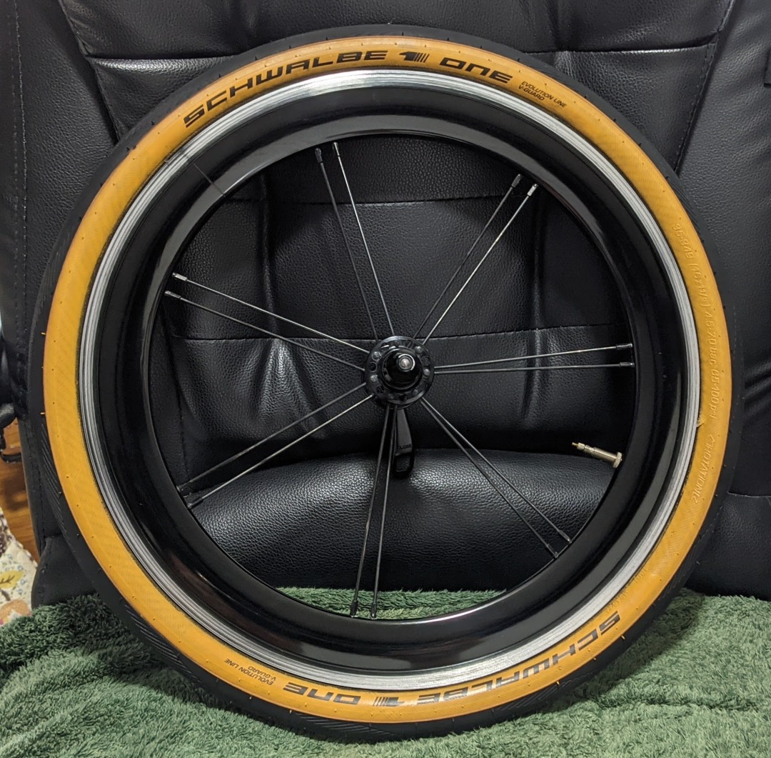 Silverrock 16" AEROwheels wheelset with SRF3 and 349 tyres, Sports ...