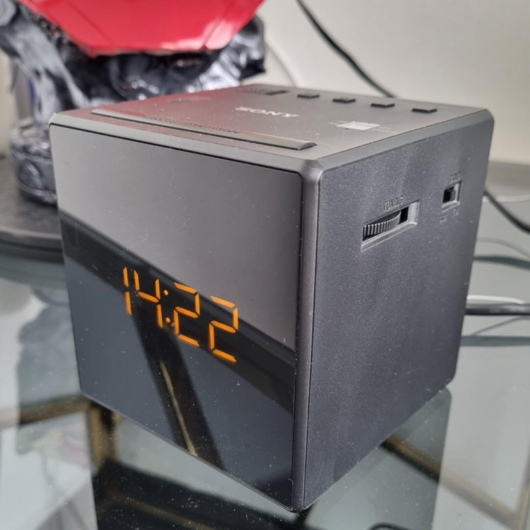 Sony Alarm Clock (LCD Display), TV & Home Appliances, Other Home ...