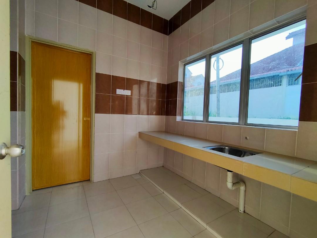 Teres 2 Tingkat @Tanah Semi-D harga Teres, Property, For Sale on Carousell