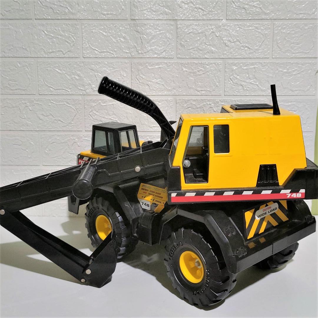 Tonka Backhoe Large, Hobbies & Toys, Toys & Games on Carousell