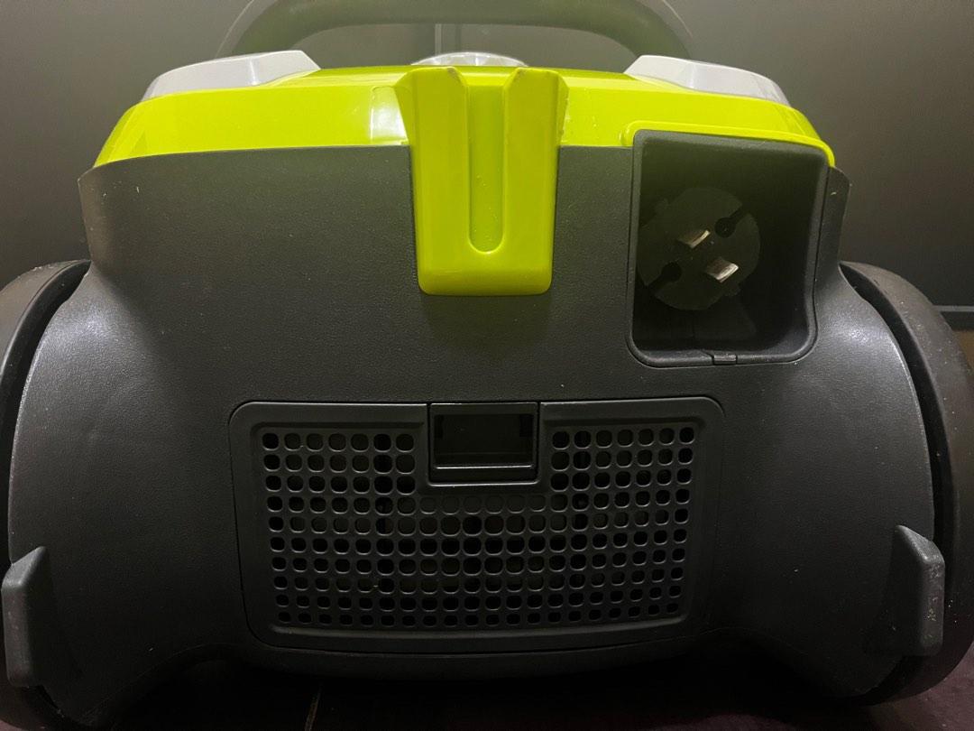 Vacuum Cleaner | Electrolux Z1231 220-240V CompactGo Bagless, TV & Home ...