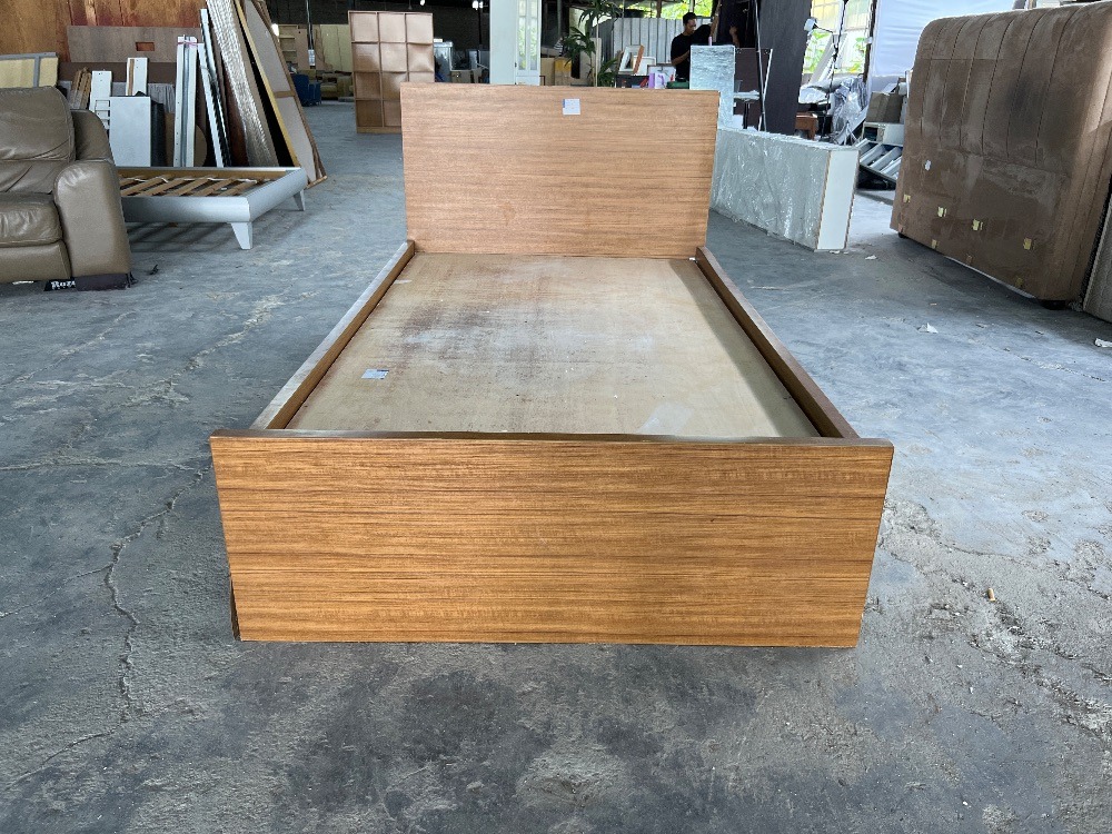 Wooden Super Single Bed Frame with 3 Drawer Brown Colour / Rangka Katil ...