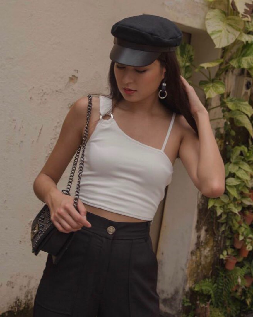 YHF toga ring top, Women's Fashion, Tops, Sleeveless on Carousell