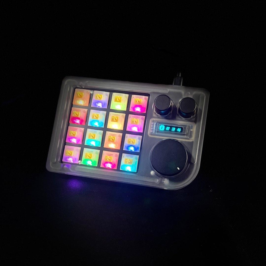 [INSTOCK] DOIO 16 Key programmable macro pad with knobs , Computers ...