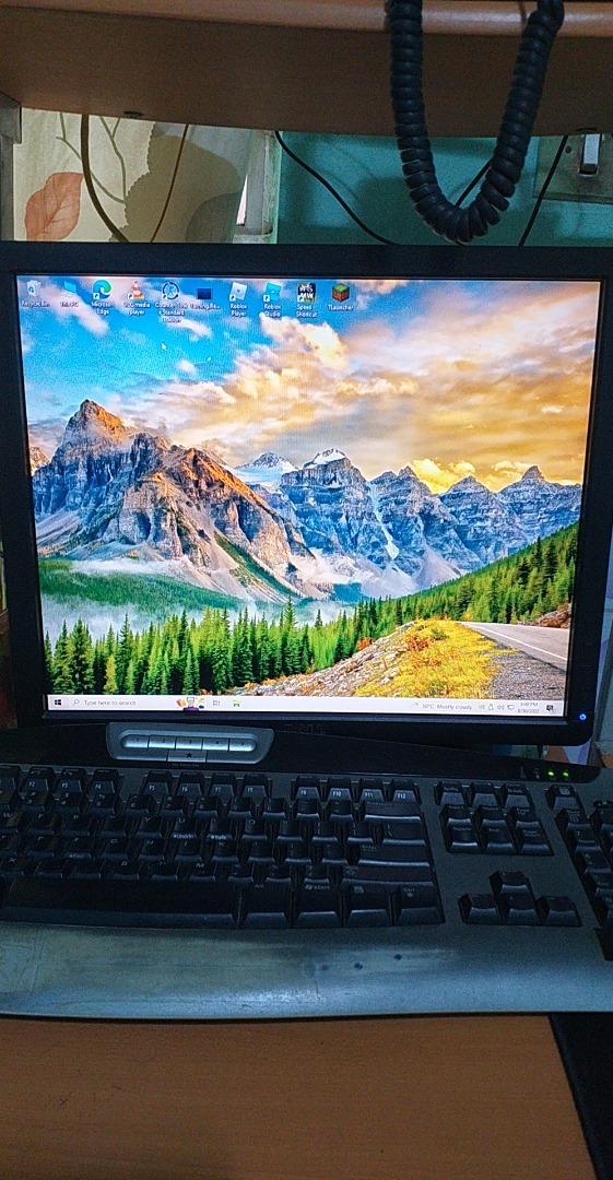 2nd Hand Computer Set with Table (working Condition), Computers & Tech, Desktops on Carousell