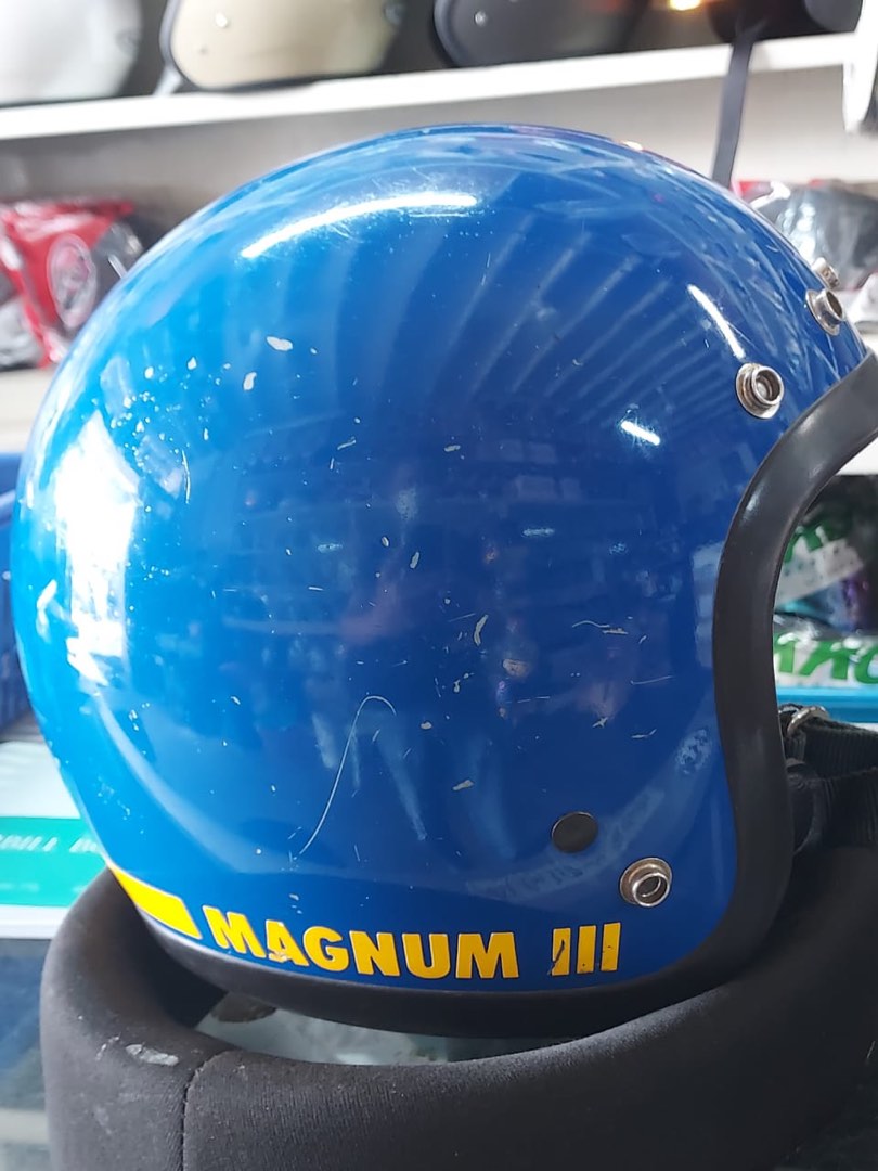 bell magnum 3 usa, Auto Accessories on Carousell