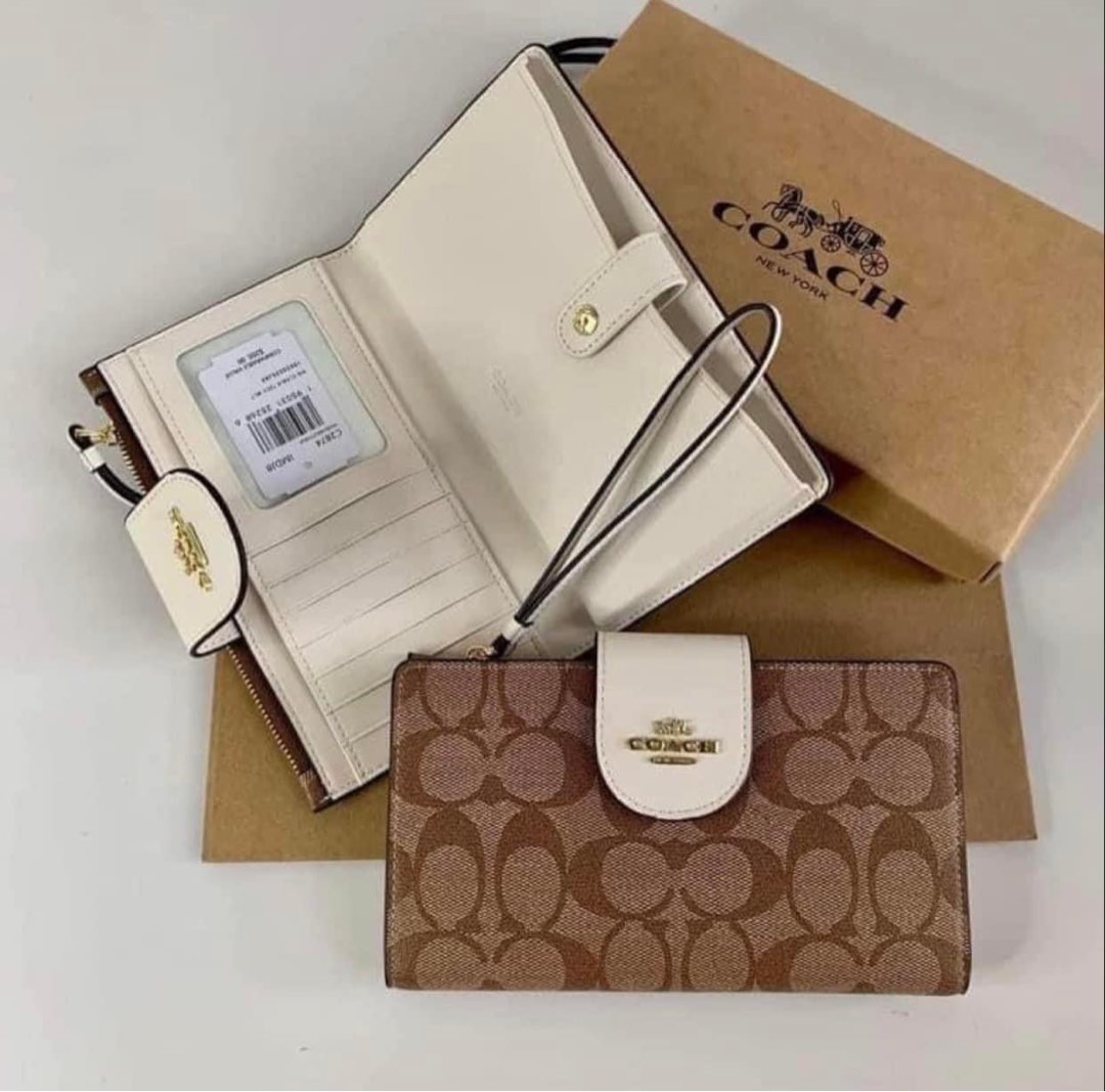 Coach Tech Wallet in Signature Canvas in White & Khaki, Women's Fashion ...