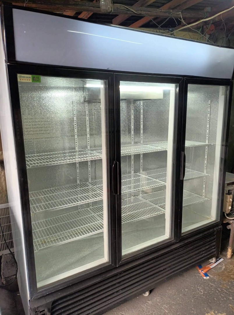 Commercial Chiller, Food & Drinks, Chilled & Frozen Food on Carousell
