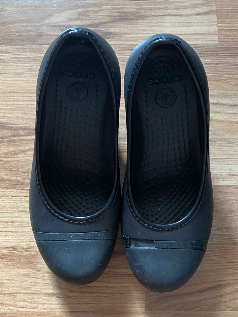 Crocs Chunky Wedge Shoes size 7, Women's Fashion, Footwear, Heels on ...