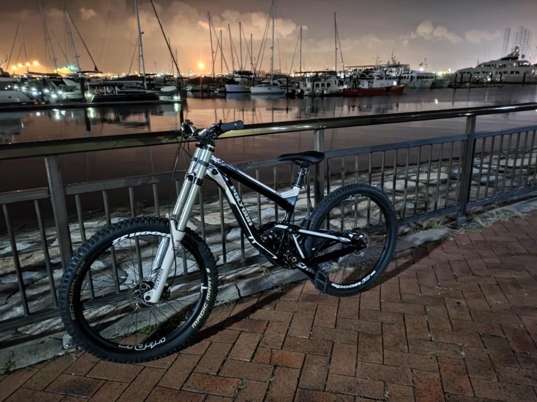 Downhill dh enduro polygon dhx 2.0, Sports Equipment, Bicycles & Parts ...