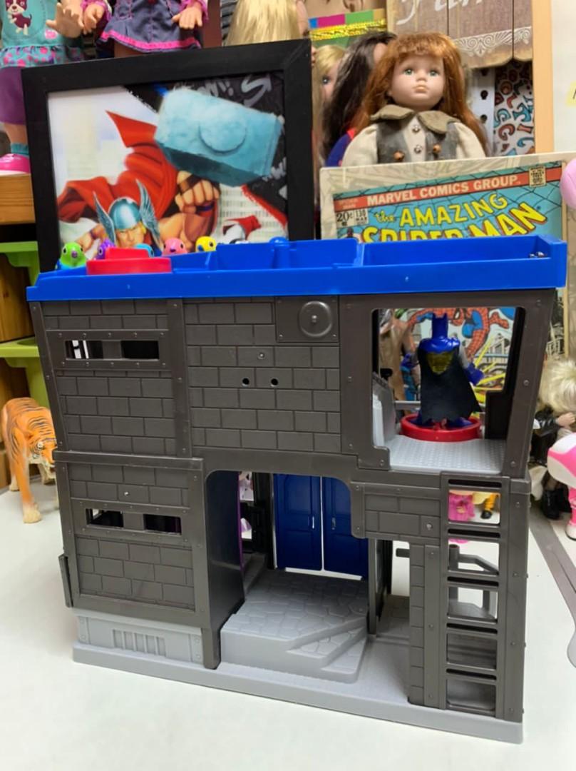 FISHER PRICE IMAGINEXT DC SUPER FRIENDS GOTHAM JAIL PLAYSET, Hobbies ...