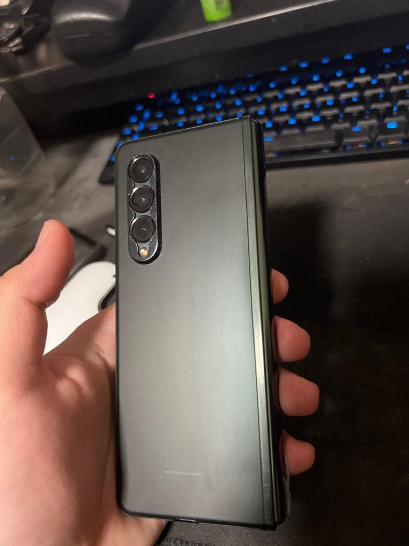 Galaxy Z Fold 3 Phantom Green, Mobile Phones & Gadgets, Mobile Phones ...