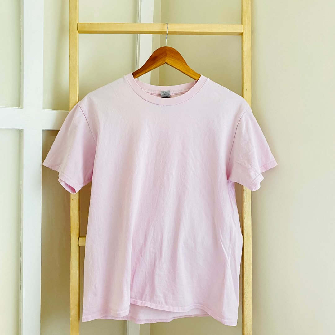 Gildan Cotton Light Plain Shirt, Women's Fashion, Tops, Shirts on Carousell