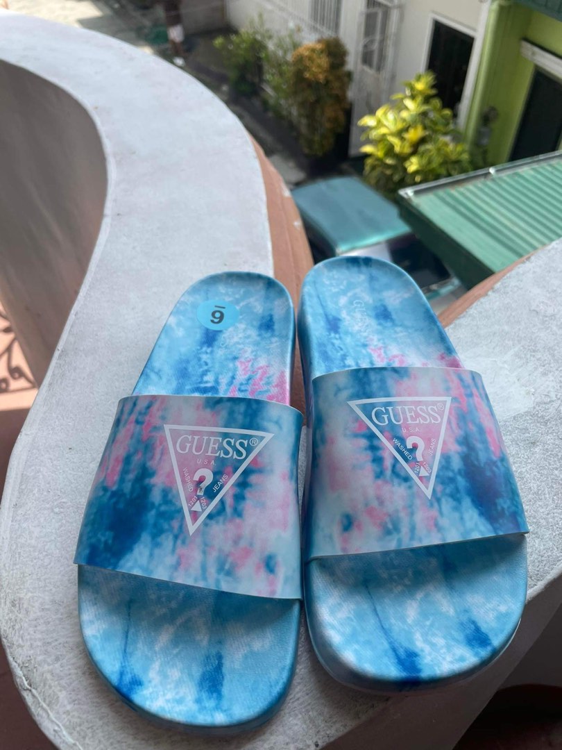 Guess Savan Pool Slides, Women's Fashion, Footwear, Slippers and slides ...