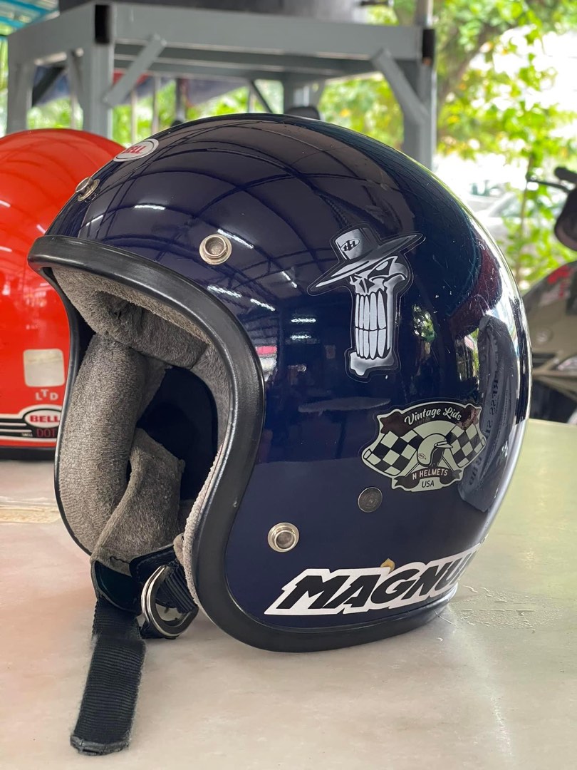 Helmets magnum, Auto Accessories on Carousell