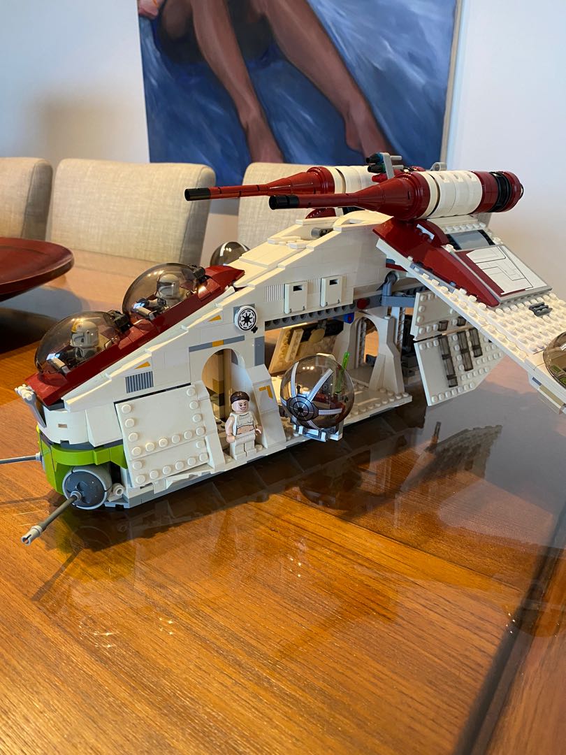 LEGO Star Wars Republic Gunship Set 75021, Hobbies & Toys, Toys & Games ...