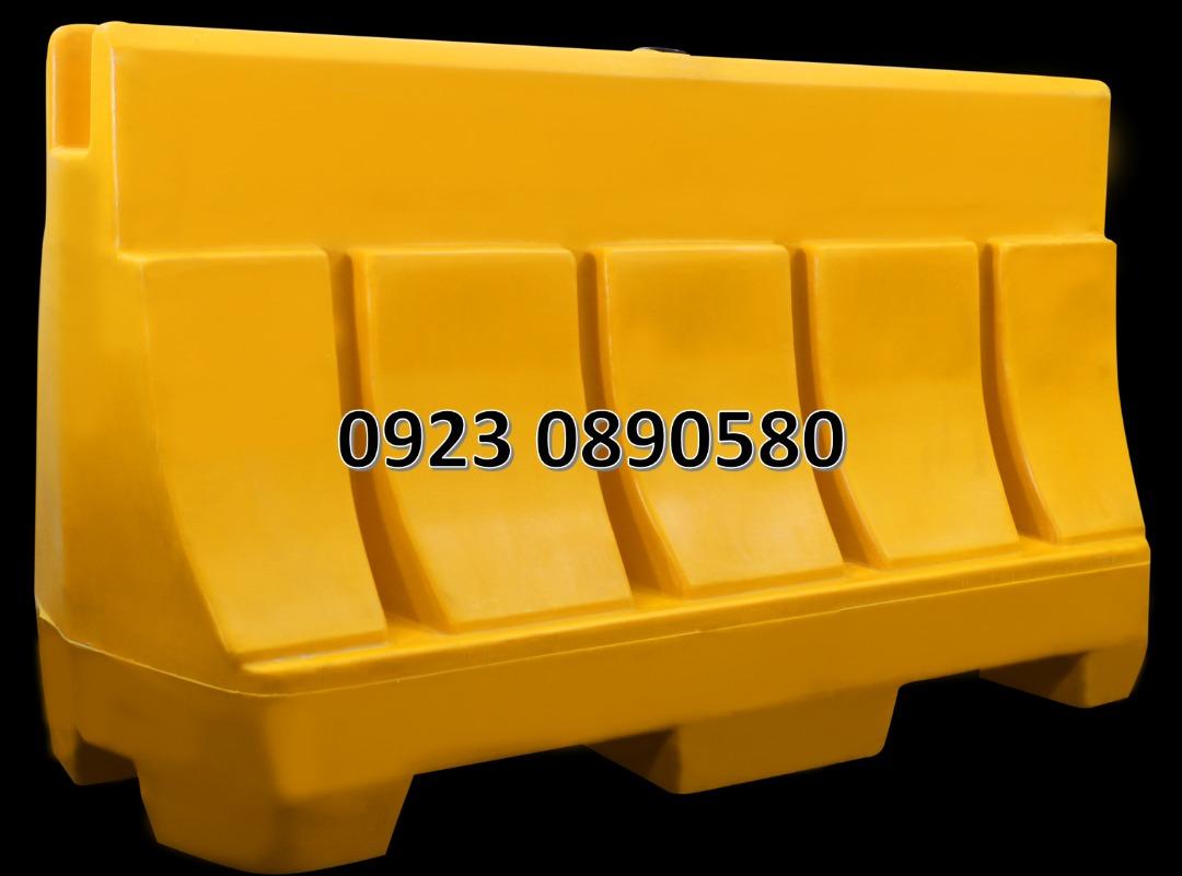 Plastic barrier road safety 08, Commercial & Industrial, Industrial ...