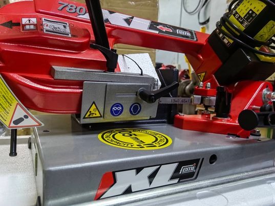 PORTABLE BANDSAW MACHINE TABLE TOP, Commercial & Industrial ...