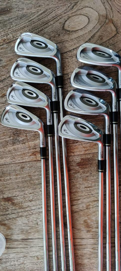 PRGR IS3 501 Forged Irons 3-PW (8 Pc) Steel, Sports Equipment, Sports ...