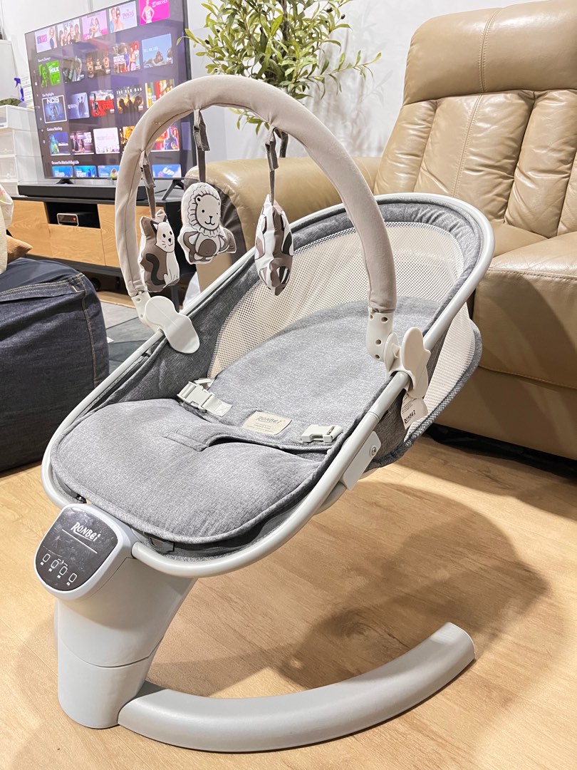 Ronbei Baby Automatic Rocker (Digital), Babies & Kids, Baby Nursery ...