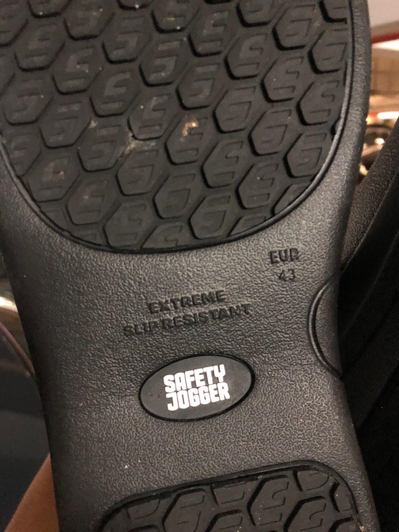 Safety joggers safety shoe, Men's Fashion, Footwear, Boots on Carousell