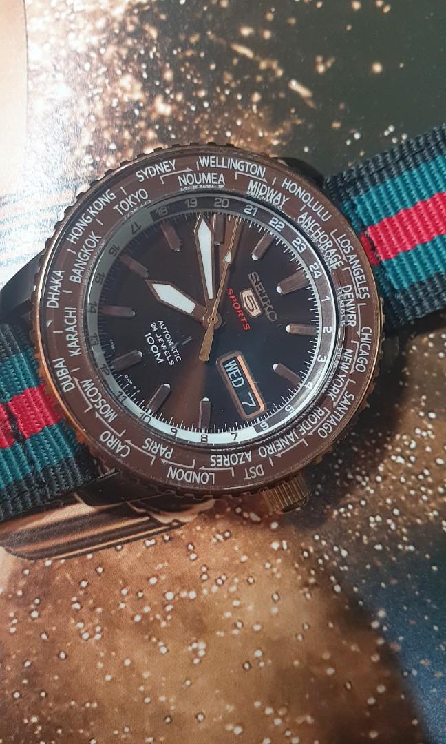 SEIKO 5 Sports Worldtimer, Men's Fashion, Watches & Accessories, Watches on Carousell