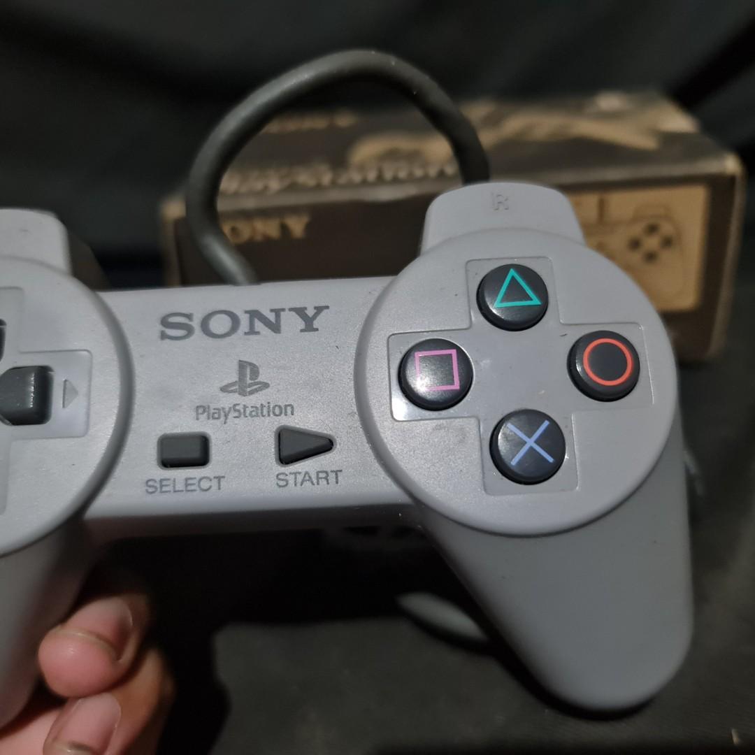 SONY PLAYSTATIOM CONTROLLER - JAPAN w/ BOX, Video Gaming, Video Games ...