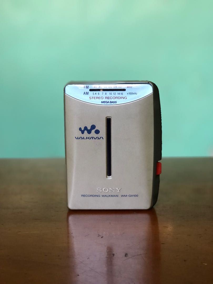 Sony recording walkman wm-gx100, Audio, Portable Music Players on Carousell