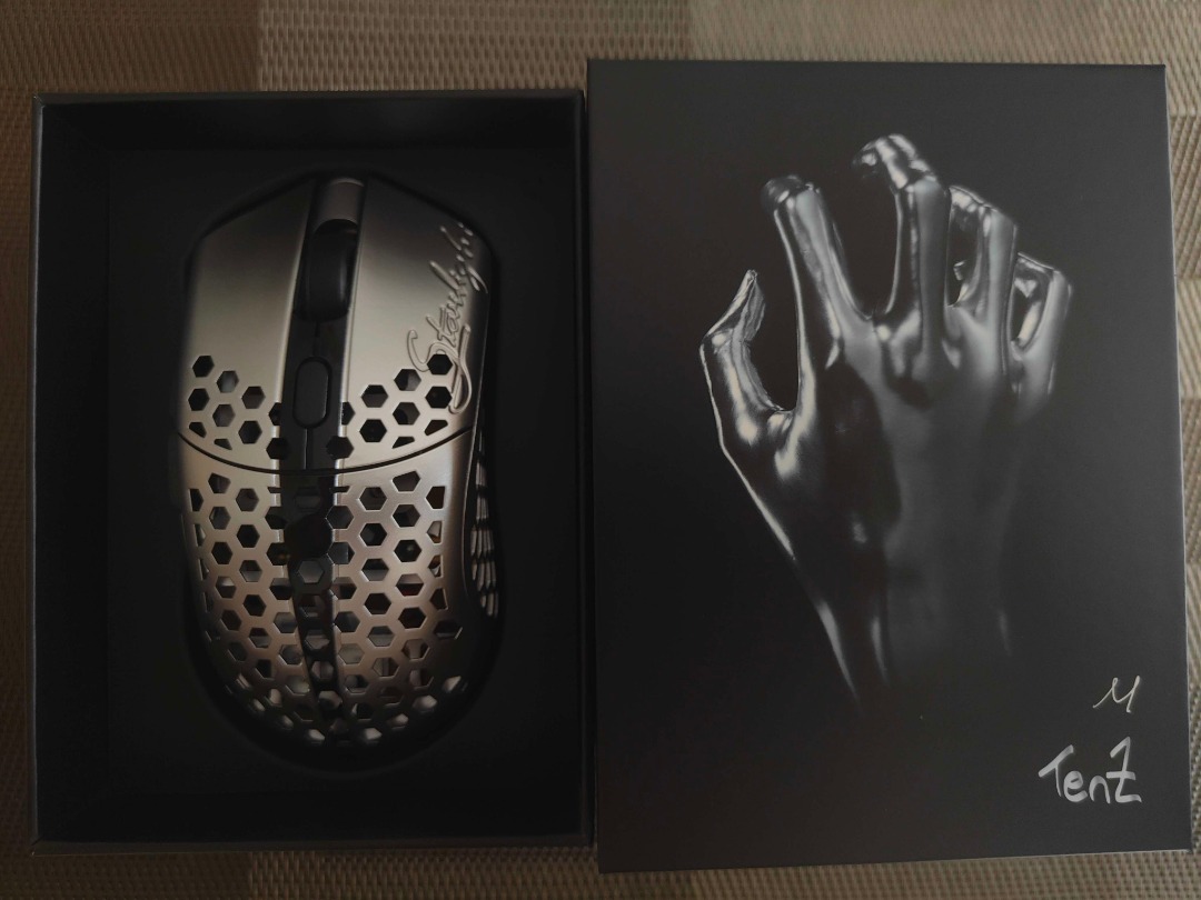 Finalmouse Starlight Pro - TenZ M, Computers & Tech, Parts ...
