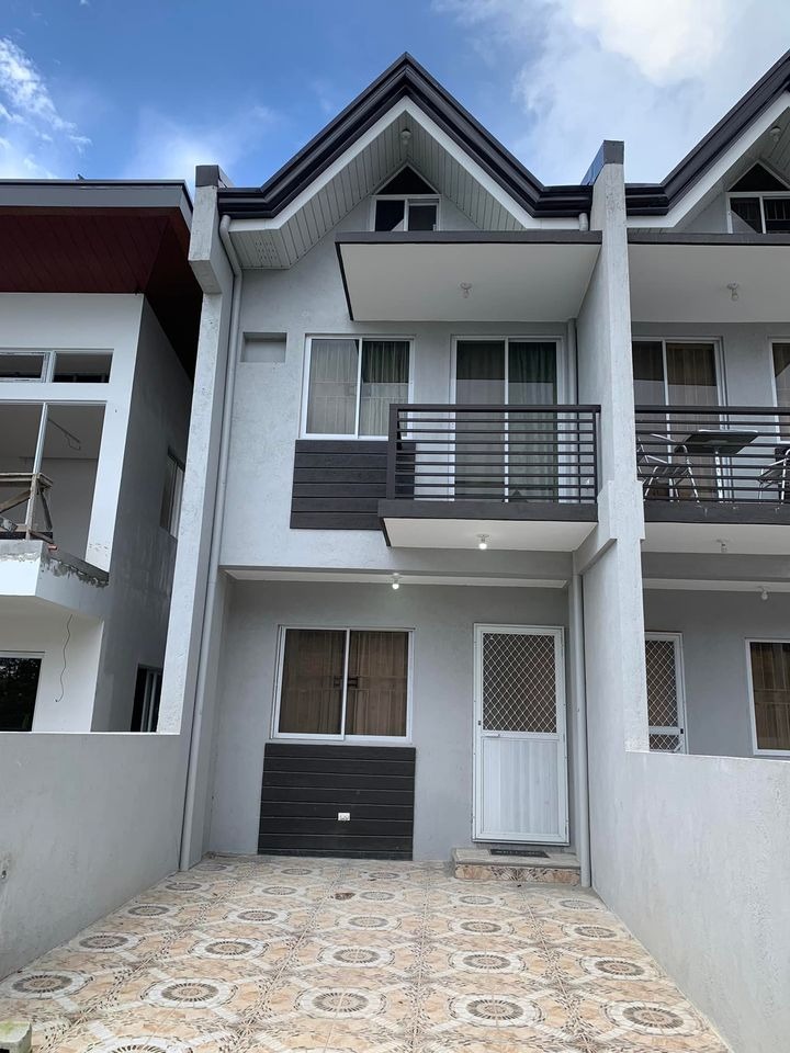 Tagaytay Townhouse near City Center, Property, For Sale, House & Lot on ...