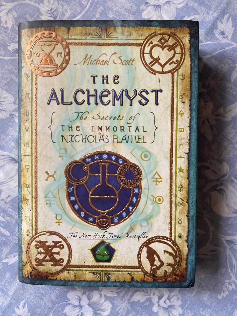 The Alchemyst: Michael Scott, Hobbies & Toys, Books & Magazines ...