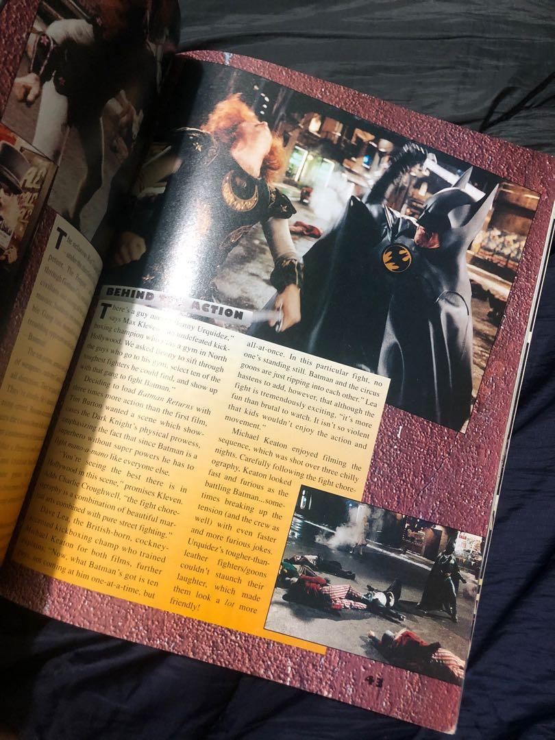 The Batman returns official movie illustrated book, Hobbies & Toys ...