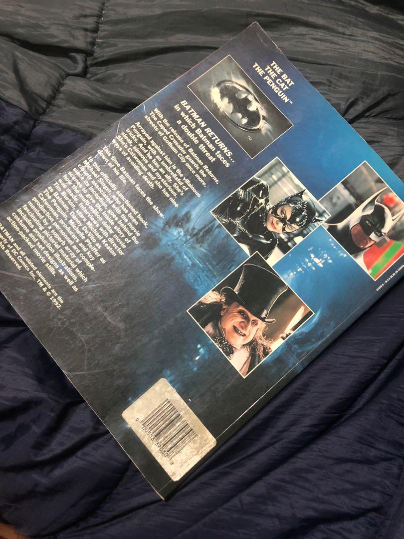 The Batman returns official movie illustrated book, Hobbies & Toys ...