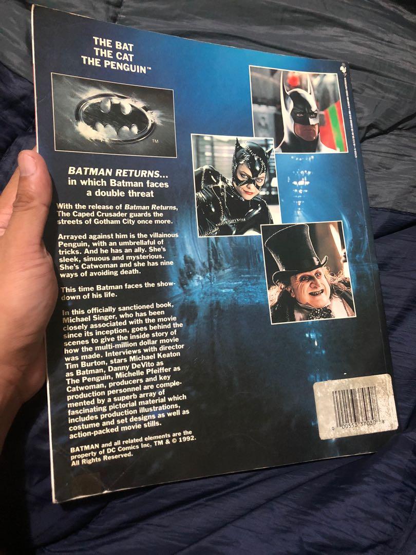 The Batman returns official movie illustrated book, Hobbies & Toys ...