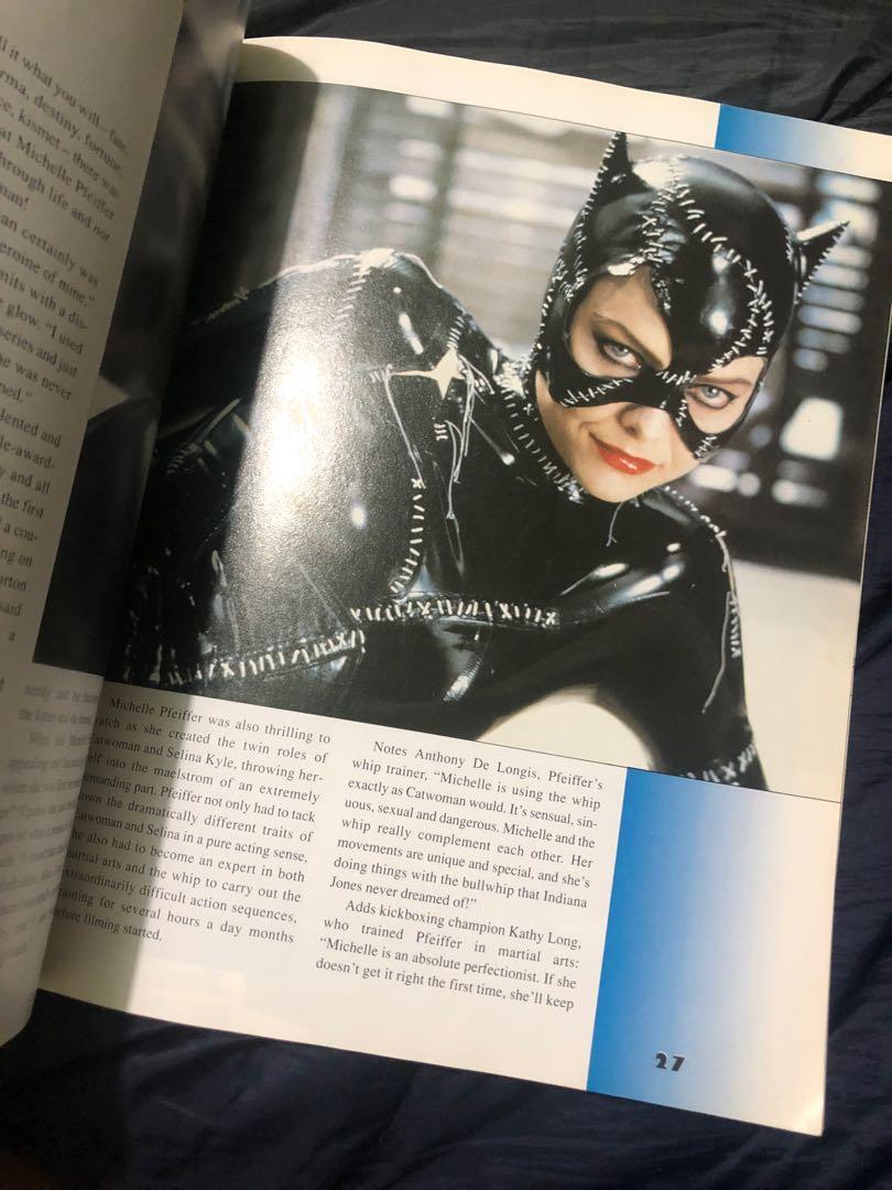 The Batman returns official movie illustrated book, Hobbies & Toys ...