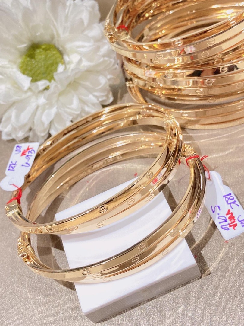 Trio Cartier Bangles yg k18, Women's Fashion, Jewelry & Organizers ...