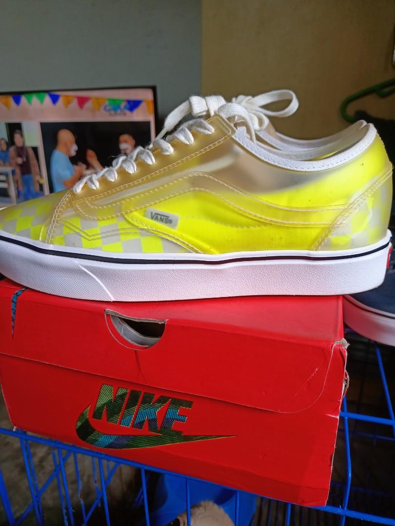 (offer some price) Vans comfy cush sample pair, Men's Fashion, Footwear ...