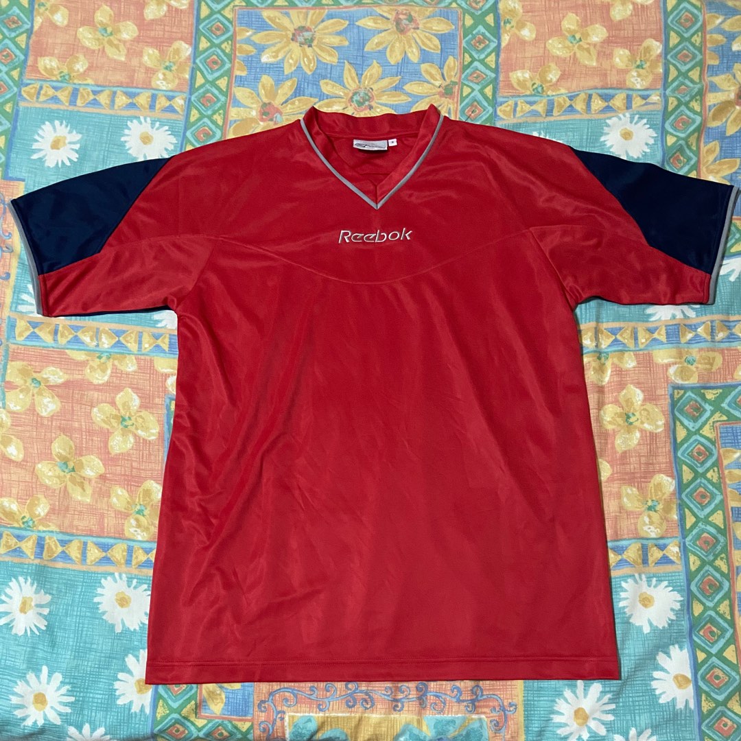 Vintage Reebok shirt, Men's Fashion, Tops & Sets, Tshirts & Polo Shirts ...