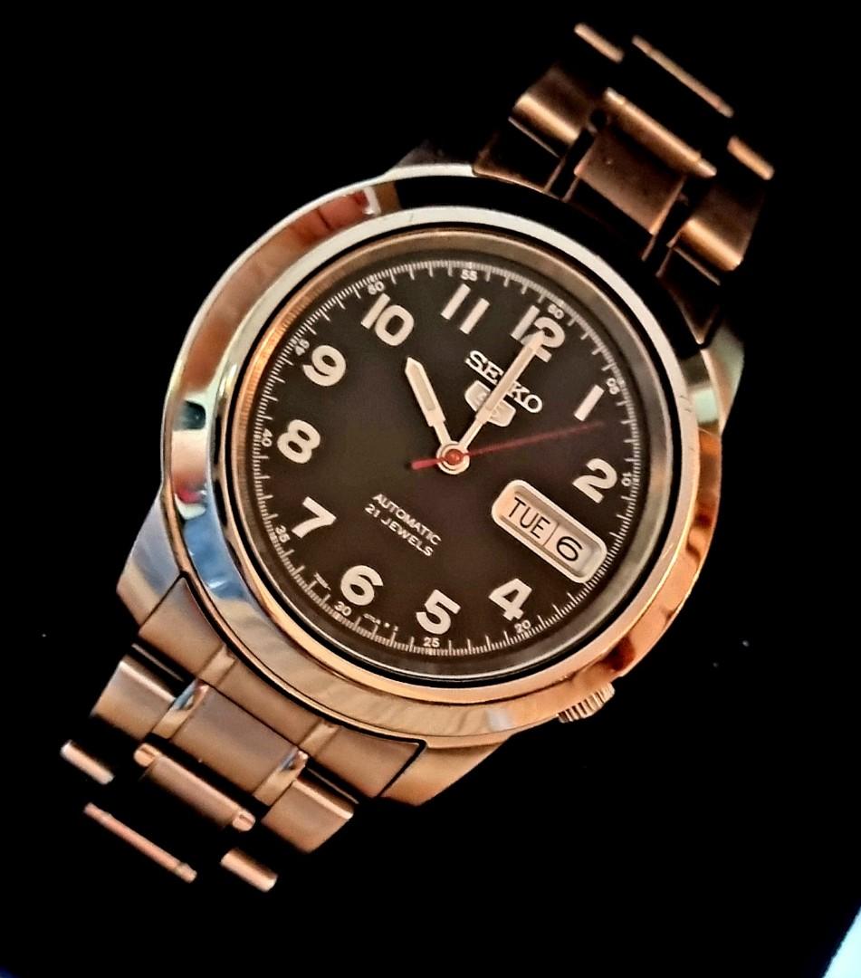 Vintage SEIKO 5 Men's Automatic Wrist Watch. 4cm dial. With Day and ...