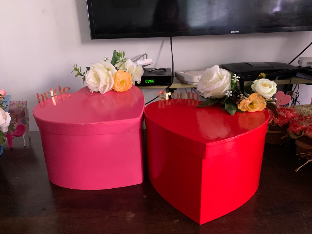 Wedding ang pow box rental, Hobbies & Toys, Stationery & Craft, Flowers ...