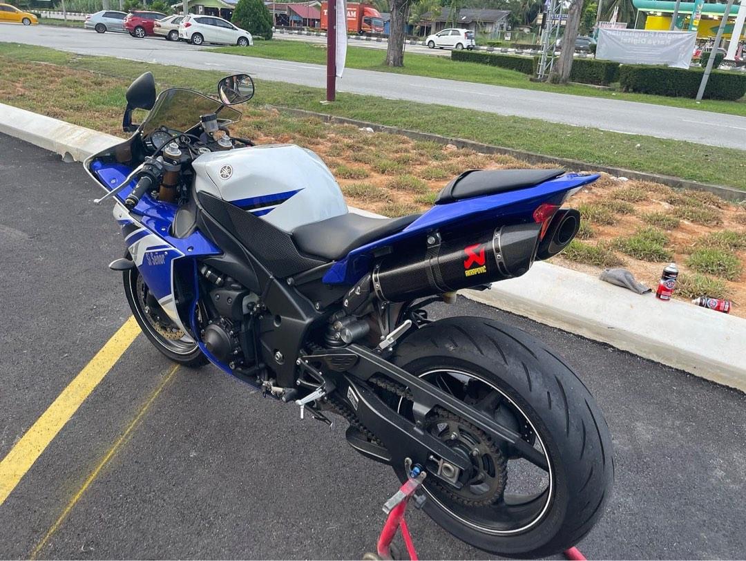 2017 Yamaha Yzf R1 TCS Crossplane (Depo 5K) Akrapovic . cbr1000 r6 rsv4 ...