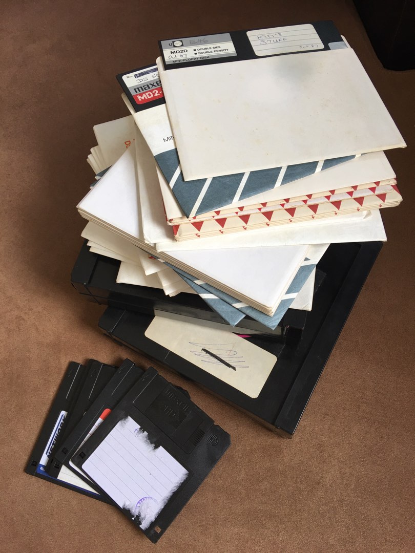 40+ pcs Used Floppy Disks, Hobbies & Toys, Memorabilia & Collectibles ...