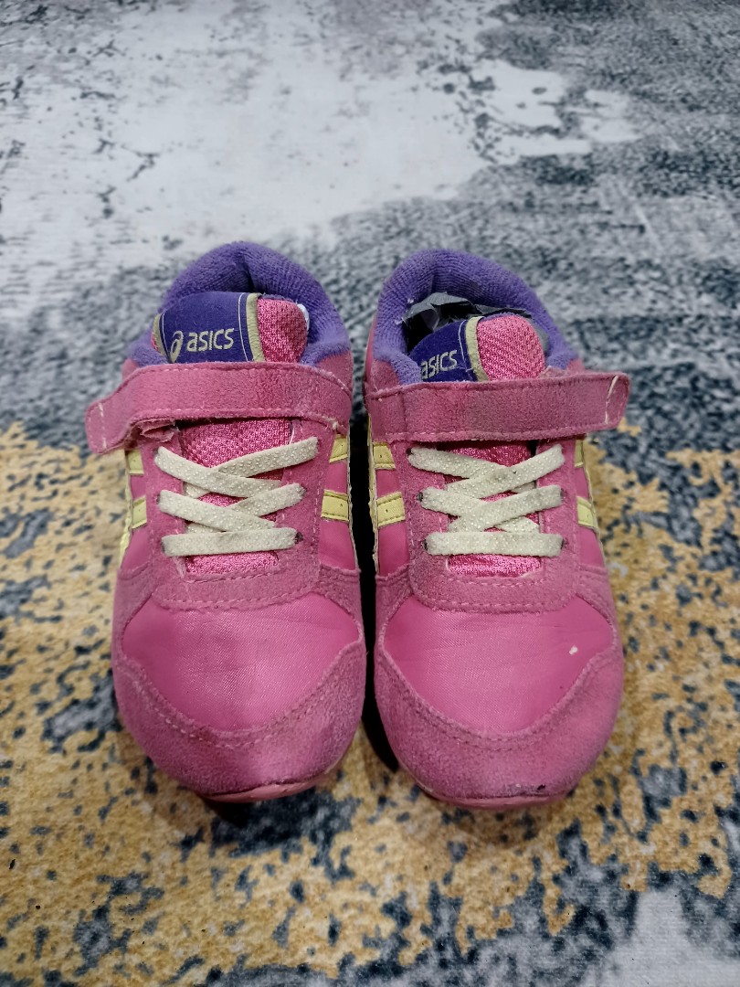 Asics kids shoes, Babies & Kids, Babies & Kids Fashion on Carousell